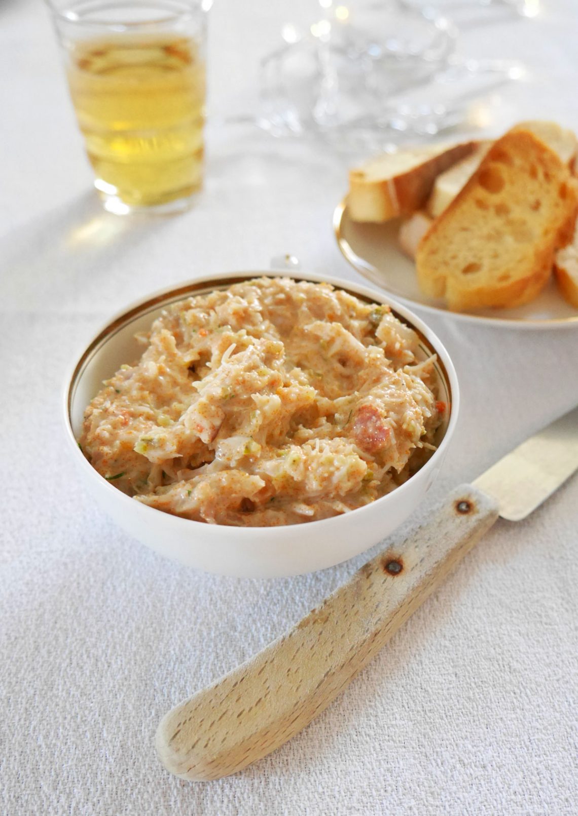 Tartinade de crabe à la mayonnaise et oeuf dur - Recette facile